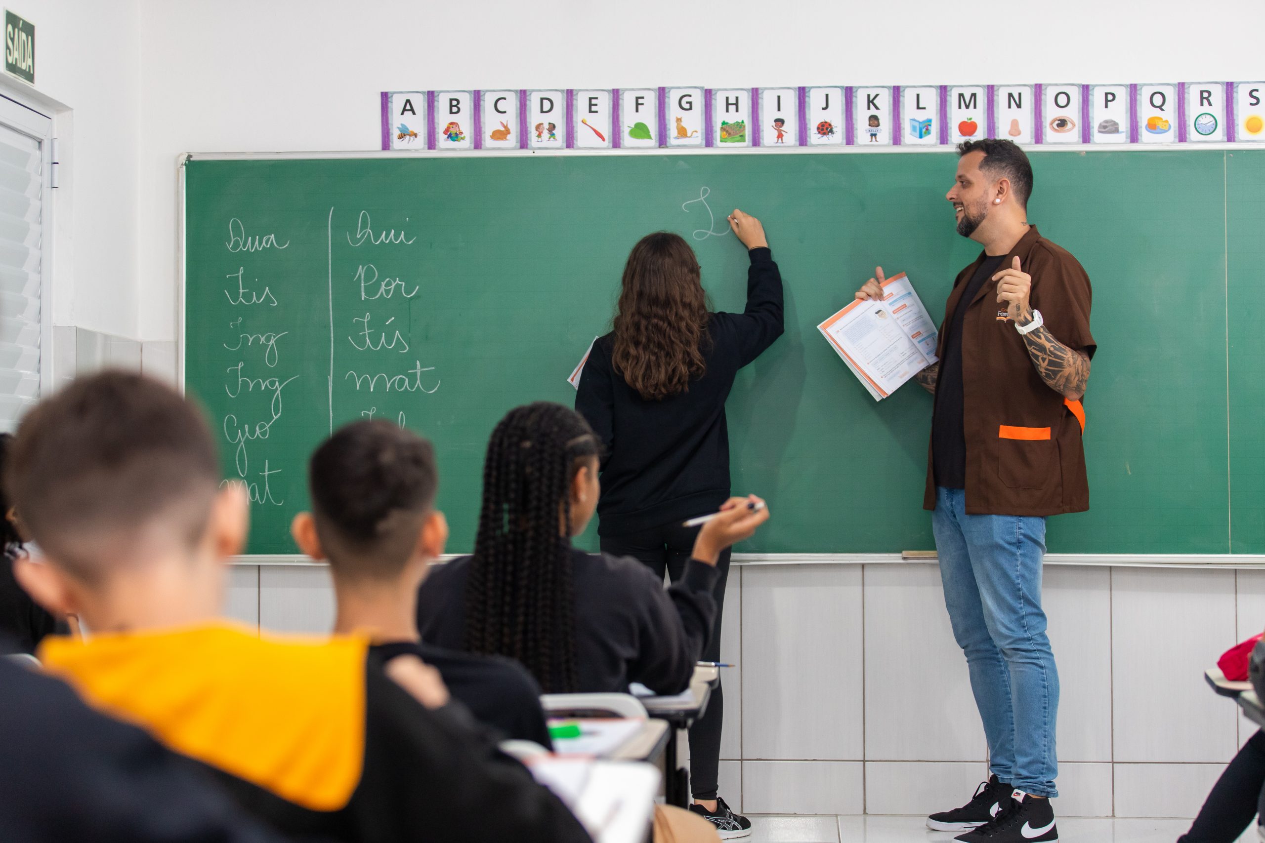 Skies Learning by Red Balloon